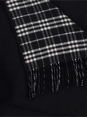 Burberry Reversible "check" Cape