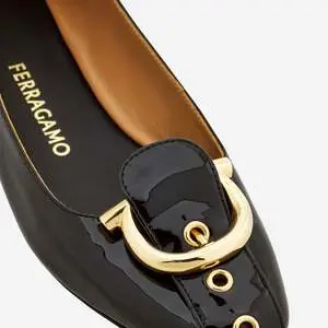 FERRAGAMO Leather Hook Ballerinas - Black