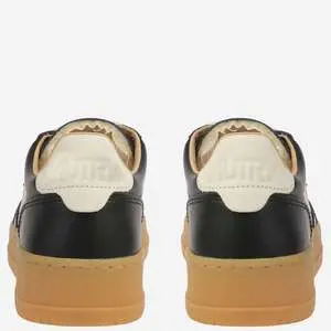 AUTRY Medalist Low Sneakers - Black