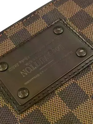 LOUIS VUITTON Damier Pattern Gm Brooklyn Messenger Bag