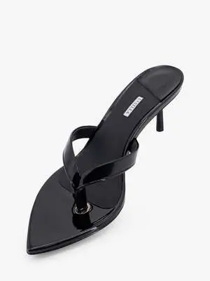 LE SILLA Gisele Patent Leather Thong Sandals