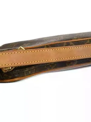 LOUIS VUITTON 2002 Pm Croissant Monogram Shoulder Bag