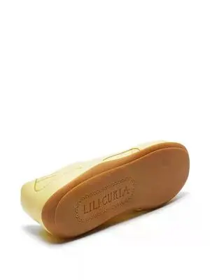 LILI CURIA Zola Logo Embossed Sneakers