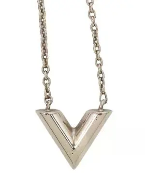 LOUIS VUITTON 2022 Plated Essential V Supple Necklace - Silver