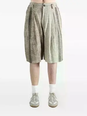 ZIGGY CHEN Pleated Shorts
