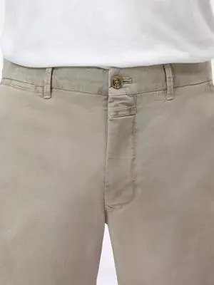 Closed Side-pockets Chino Shorts
