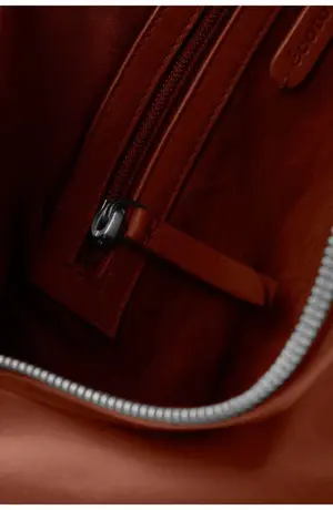ECOTORIE Freya Leather Shoulder Bag - Cognac