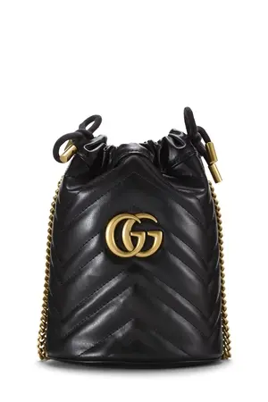 Gucci Leather Gg Marmont Bucket Bag - Black