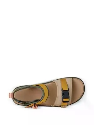 UGG Goldenstar Wildwood Sandals - Neutrals