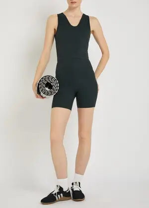 SPENCE Cosmic Form Cropped Tank Top