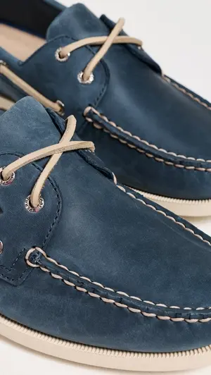 Sperry Authentic Original 2-eye Nubuck Boat Shoe - Navy