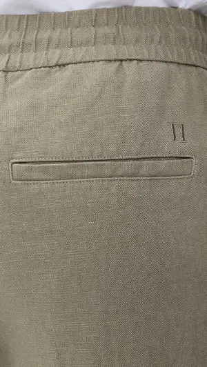 LES DEUX Patrick Linen Pants - Laurel Oak Sand