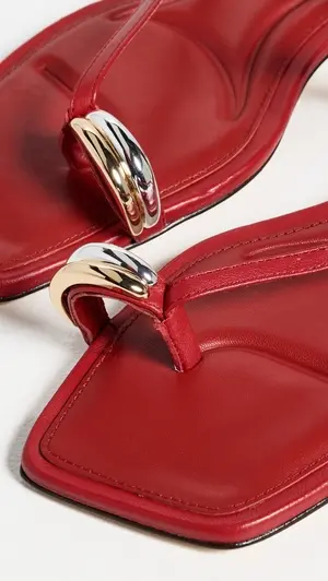 Vince Polli Toe Loop Sandals - Crimson