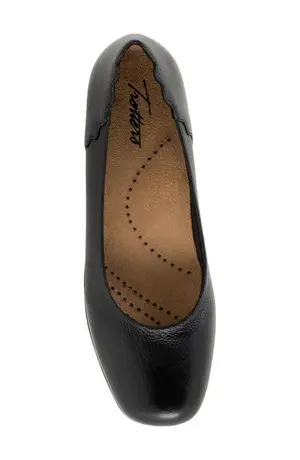 Trotters Leather Flat - Black
