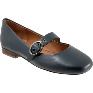Softwalk Adjustable Flats For Women