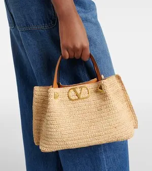 Valentino Garavani Vlogo Raffia Top Handle Bag - Beige