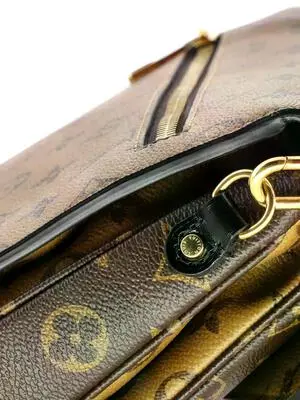 LOUIS VUITTON Pochette Metis Reverse Monogram Canvas Crossbody Bag - Brown