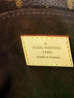 LOUIS VUITTON Pochette Metis Monogram Canvas Crossbody Bag - Brown
