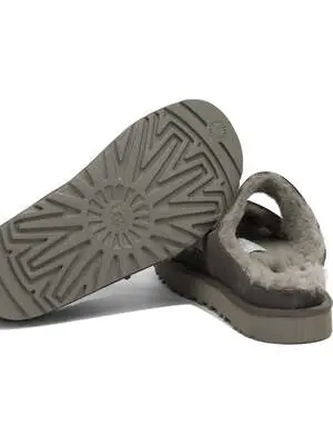 UGG Greenport Cross Strap Slides - Brown