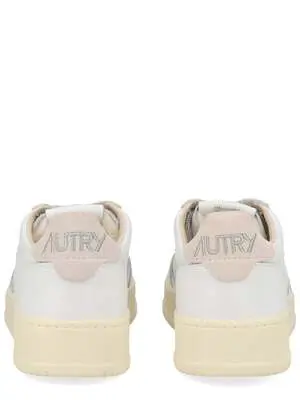 AUTRY Medalist Low Top Sneakers - White