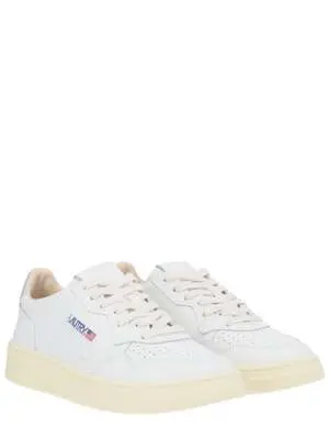 AUTRY Medalist Low Top Sneakers - White