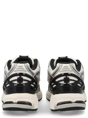NEW BALANCE 1906r Sneaker - Silver