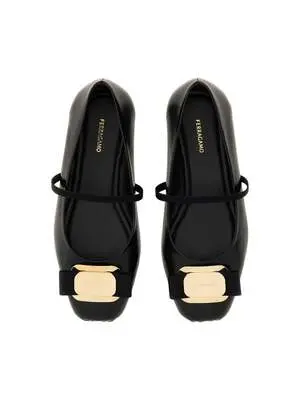 FERRAGAMO Zina Dancer Ballerinas - Black