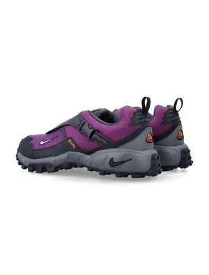 Nike Phassad Sneakers - Bold Berry