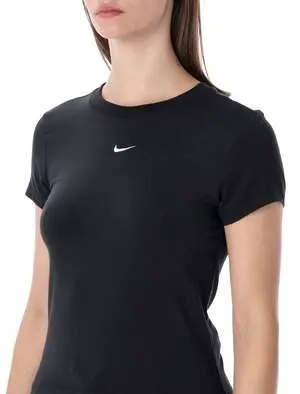 Nike Chill Knit T-shirt
