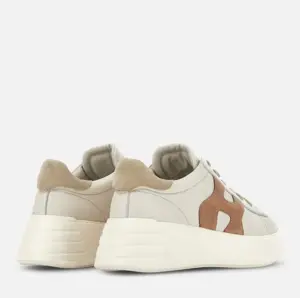 Hogan Rebel Sneakers
