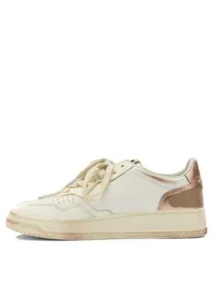 AUTRY Medalist Low Super Vintage Low Top Sneakers - White