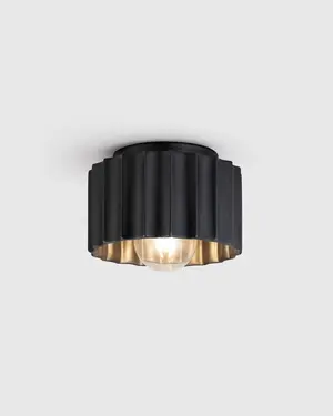 Quince Scalloped Ceramic Flush Mount / Sconce