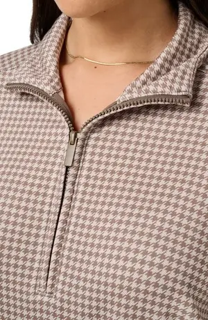 Travis Mathew Skyloft Printed Quarter-zip Sweatshirt - Walnut Multi