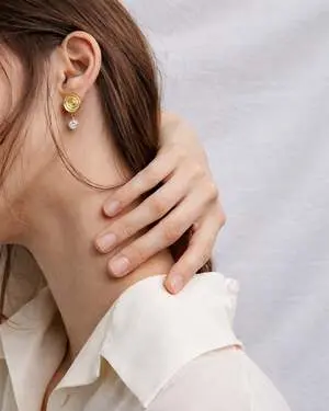 FUTURE FORTUNE Galaxy Of Stars Stud Earrings