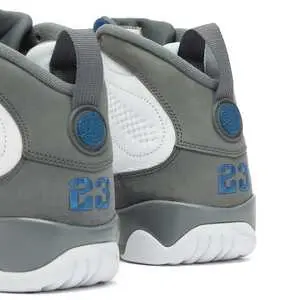 JORDAN 9 Retro Sneaker - White/blue/grey