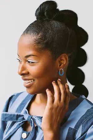 TWENTY TWO WEST Mini Macramé Link Earrings - Blue