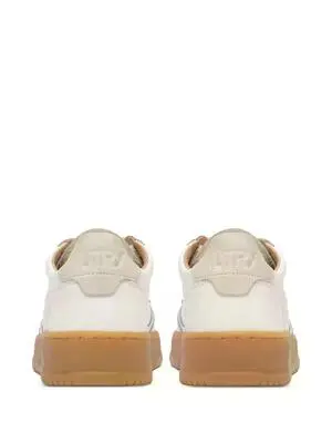 AUTRY Medalist Low Leather Sneakers