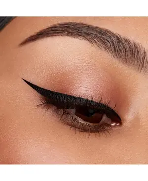 KYLIE COSMETICS Kyliner Liquid Eyeliner Pen