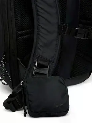 Nike Embroidered Swoosh Zip-fastening Backpack - Black