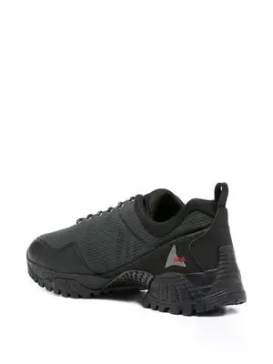 ROA Textured Low-top Sneakers - Black