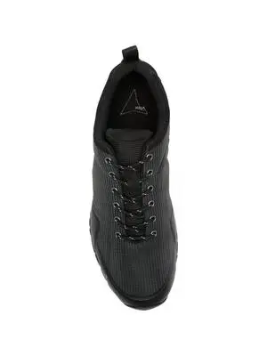 ROA Textured Low-top Sneakers - Black