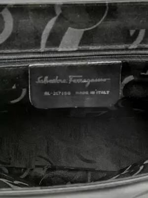FERRAGAMO Leather Double Gancini Shoulder Bag - Black