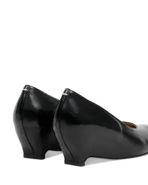 MAISON MARGIELA Pointed-toe Pumps - Black