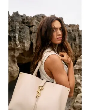 Rebecca Minkoff Megan Large Leather Tote - Stone