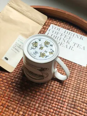 TWIG NEW YORK Heritage Daisy Chain Mug
