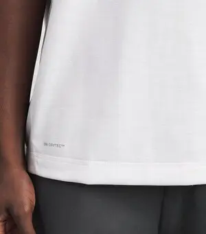 On Train Graphic T-shirt