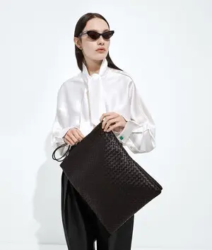 Bottega Veneta Giornale Pouch - Espresso