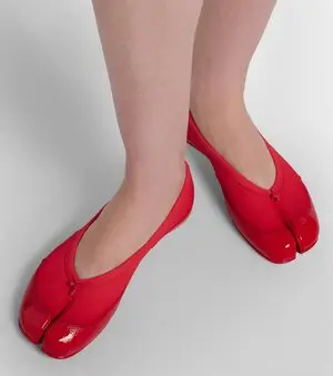 MAISON MARGIELA Tabi Patent Leather Ballet Flats