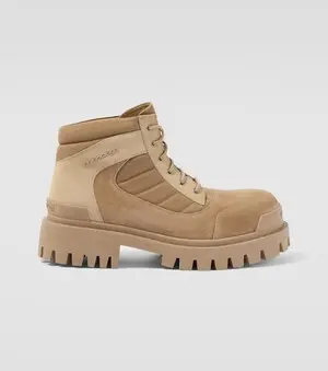 Balenciaga Combat Strike Lace-up Boots - Beige