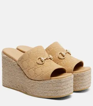 Gucci Horsebit Suede Espadrille Wedges - Beige